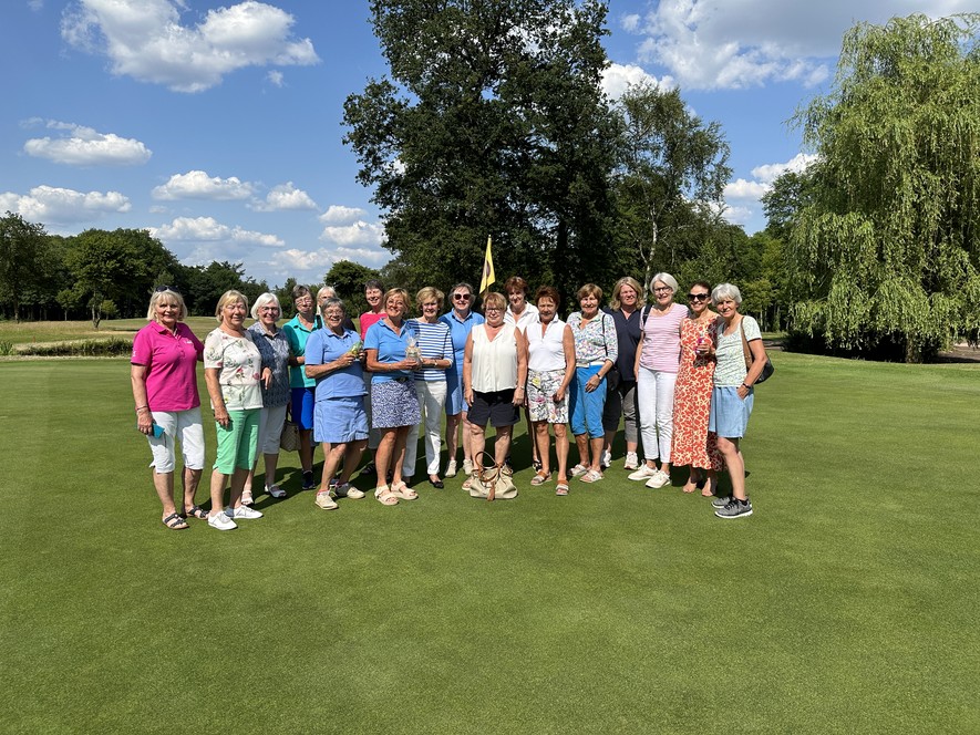 Sommerliche Golftage in Ahaus - Golf Park am Deister
